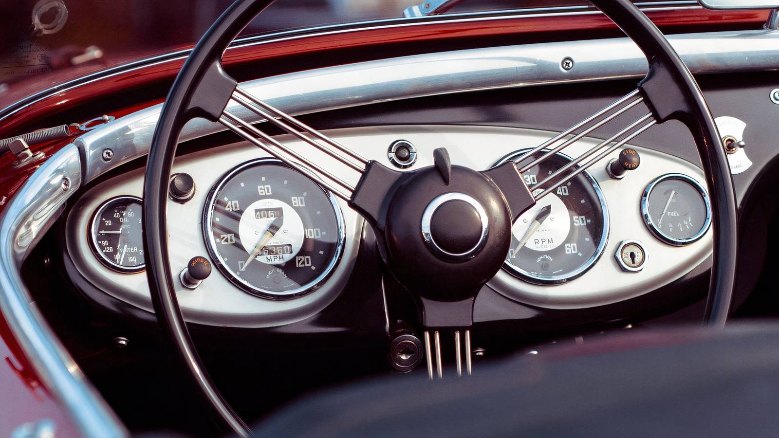 The Oldsmobile Curved Dash Was The First Car To Have A Speedometer