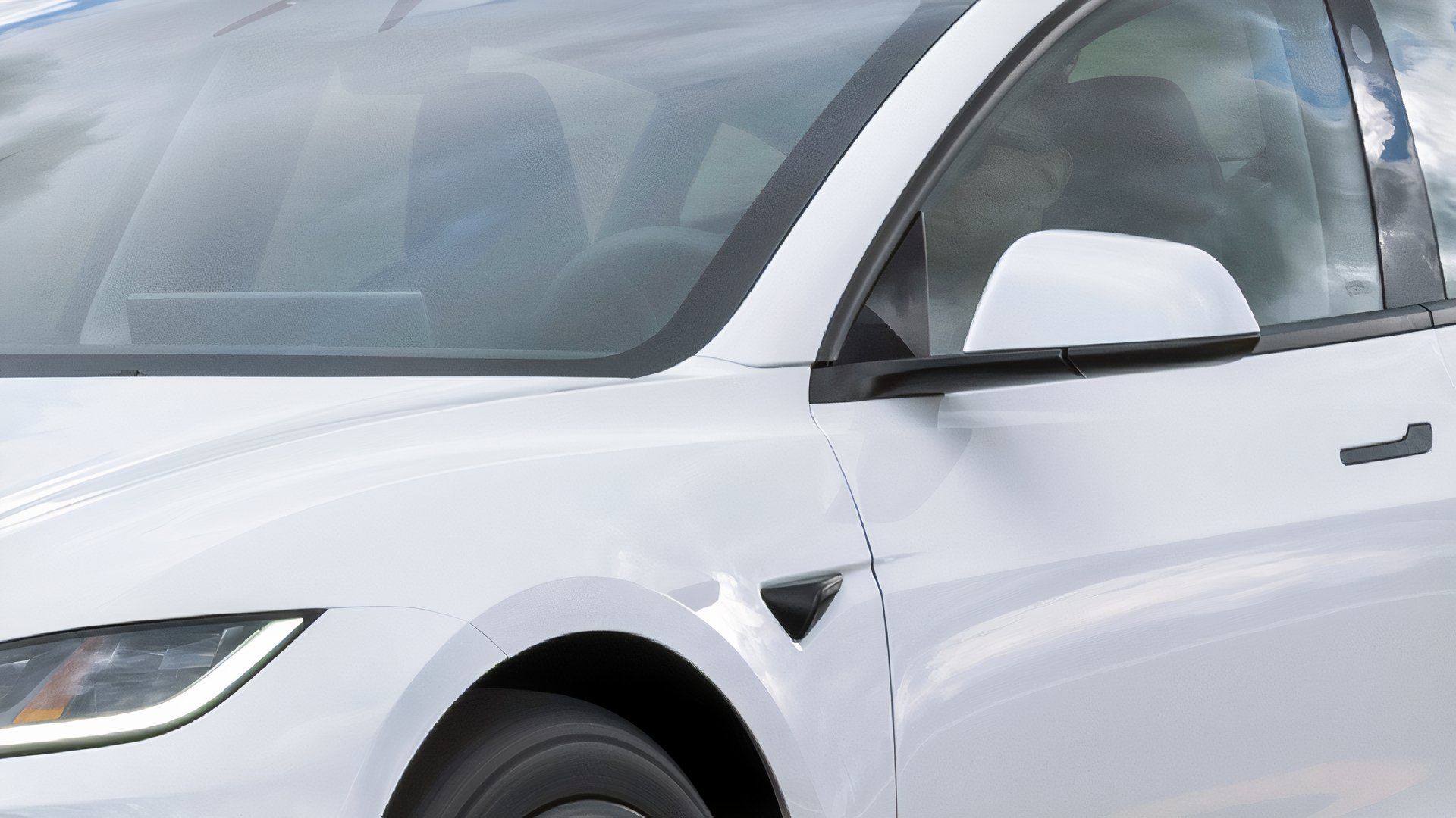 2025 Tesla Model 3 Pricing, Photos & Specs