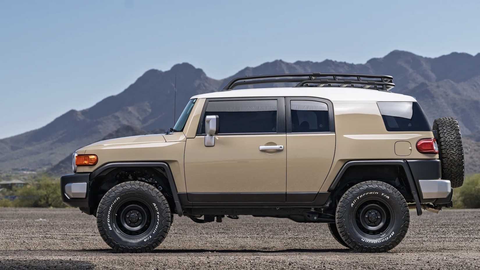 10 Biggest Differences Between The Old And New Toyota FJ Cruiser