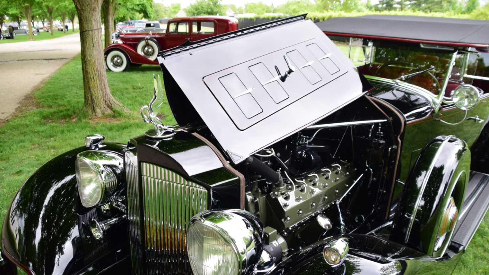 Rolls-Royce Could Revive The Center-Hinged Hood For Modern Cars