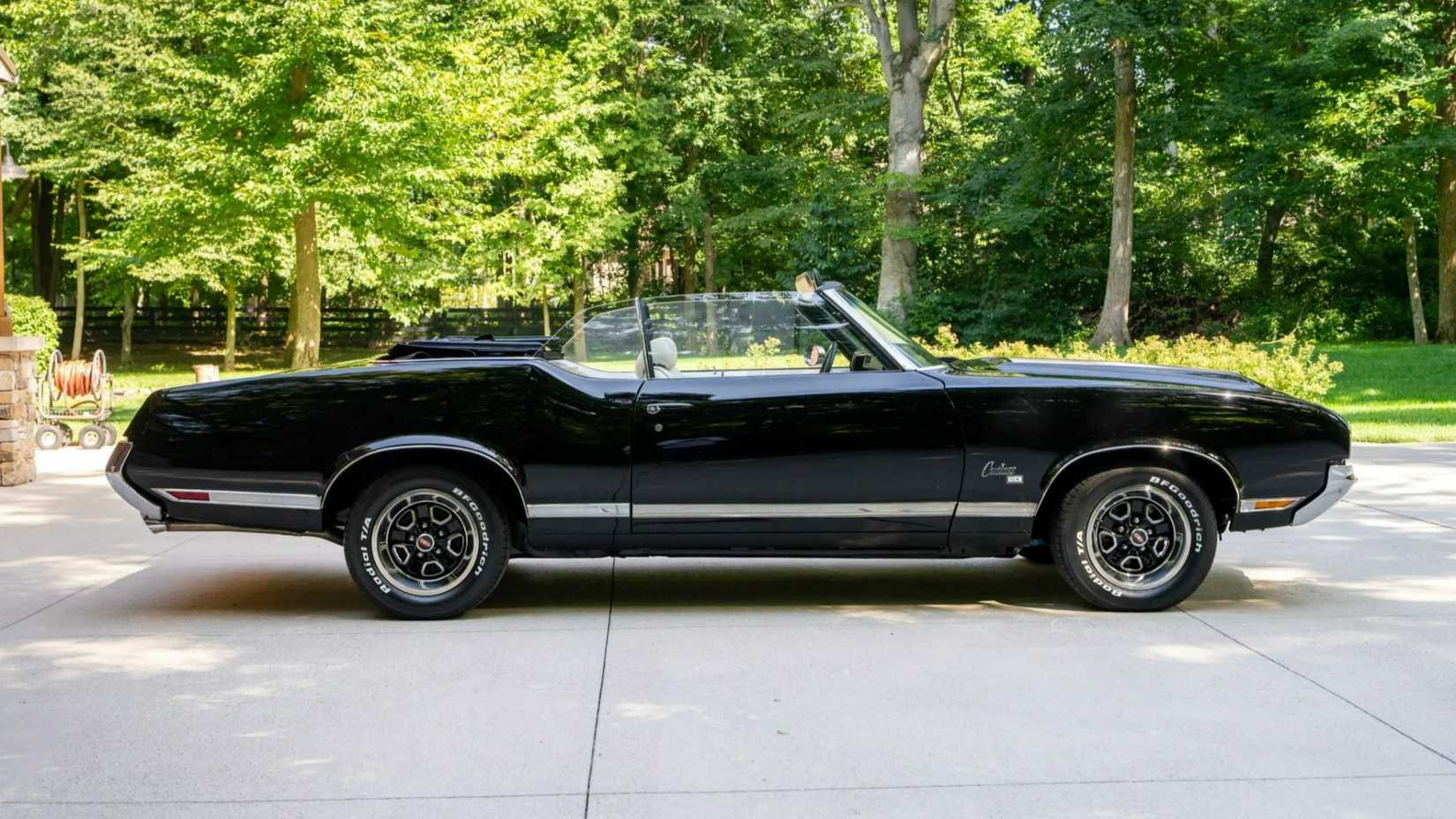 Oldsmobile Cutlass SX: The High-Performance Sleeper Built for Just Two ...