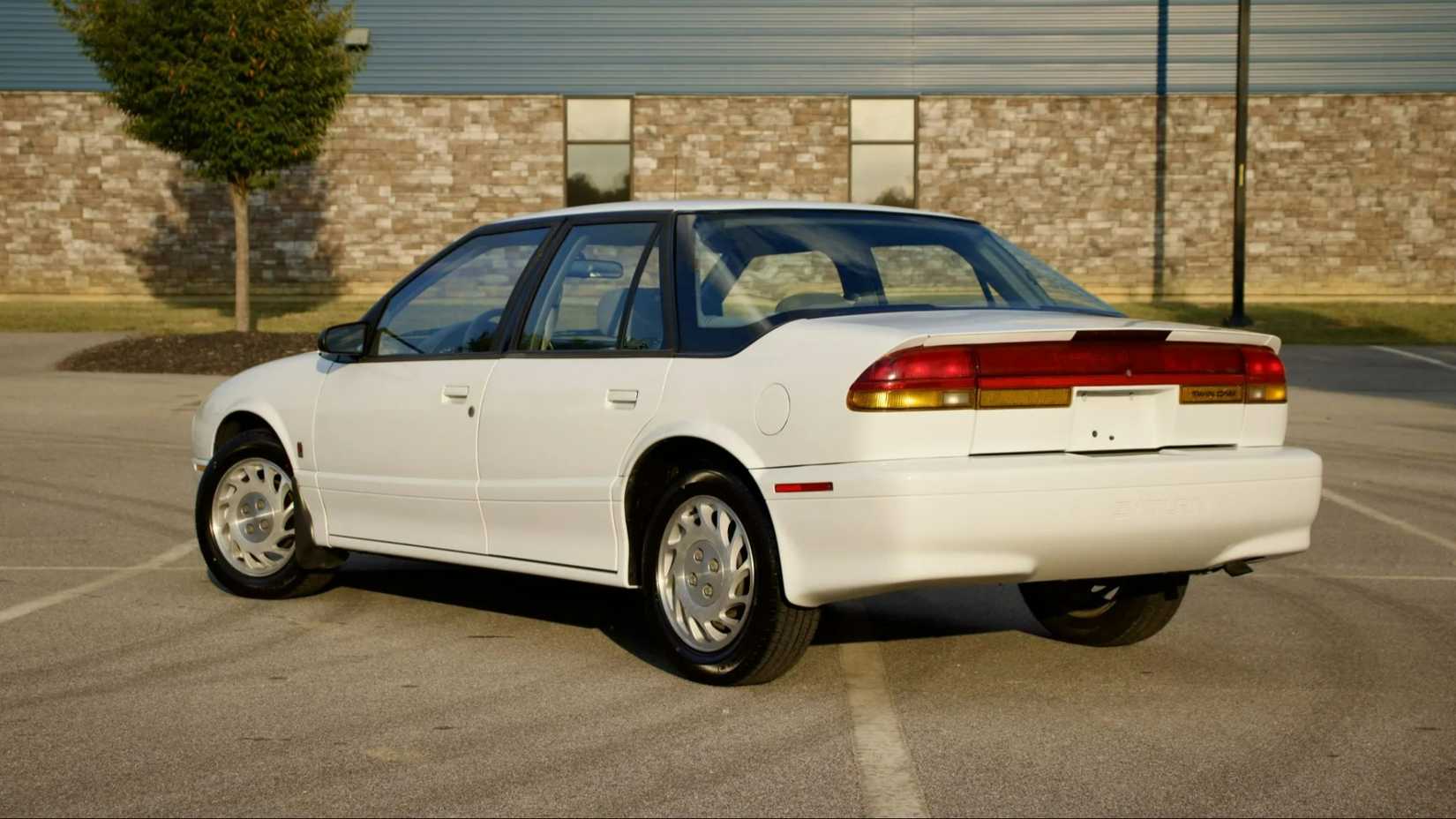 Saturn S Series: The Plastic Car That Fought Imports in the 90s