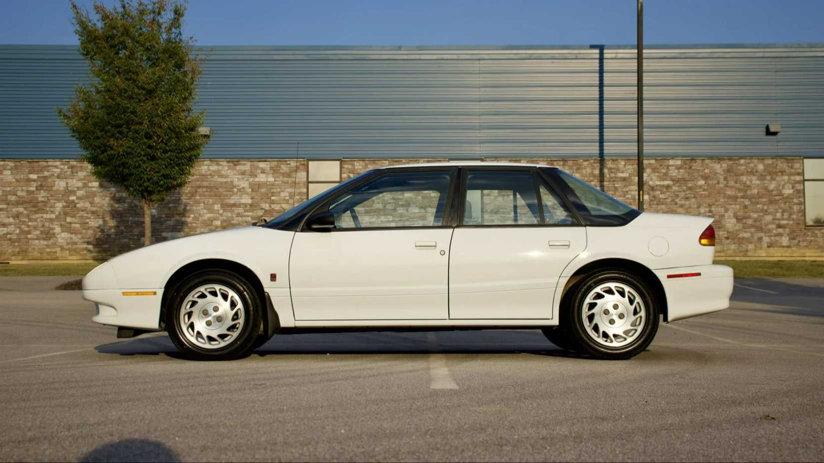 Saturn S Series: The Plastic Car That Fought Imports in the 90s