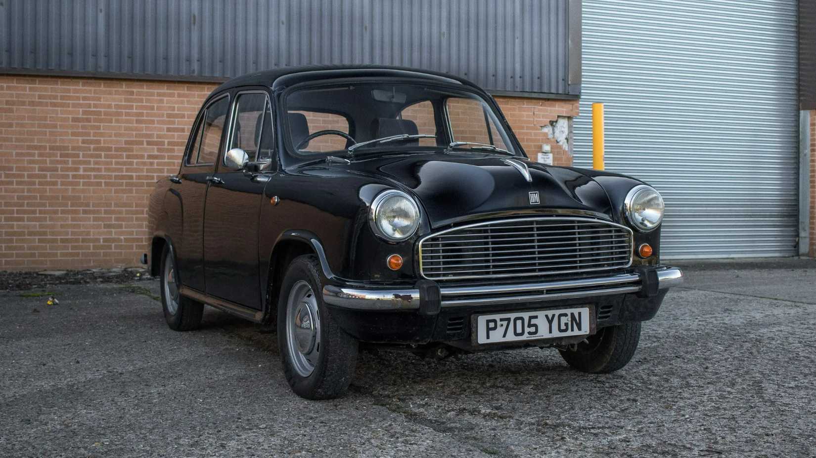 The Hindustan Ambassador Had British Roots And Served India For Almost ...