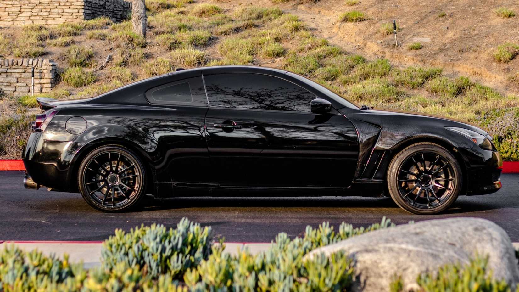 Infiniti's G37 is The Quickest Reliable Car You Can Buy On A $10K Budget