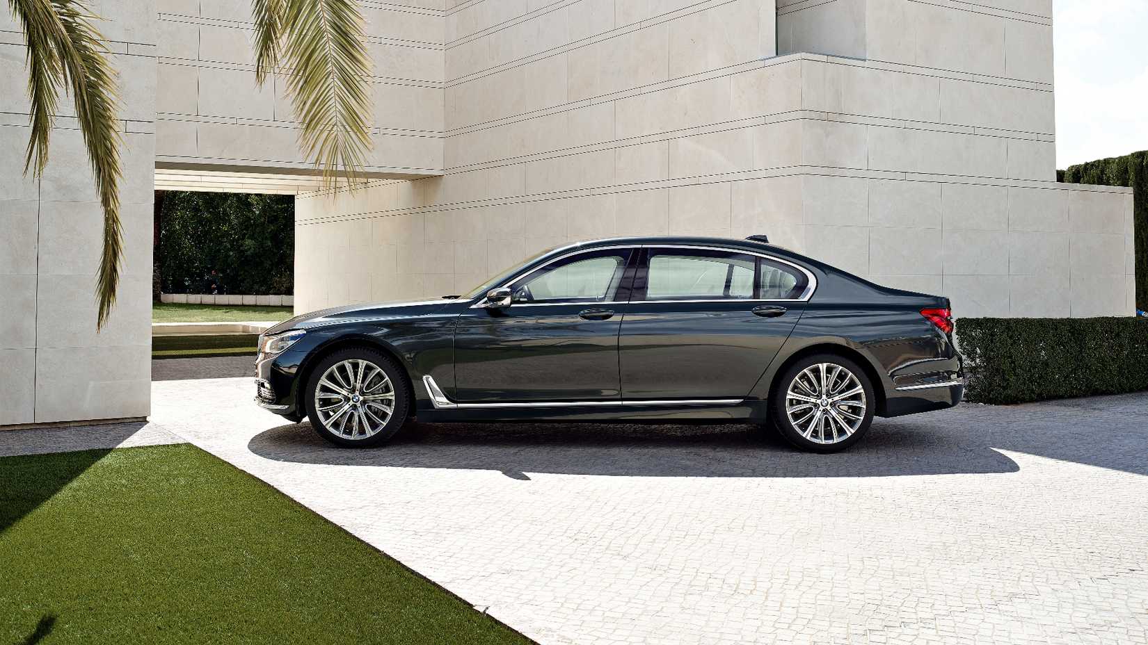 BMW's Quad-Turbo Diesel Sedans: A Forgotten Marvel