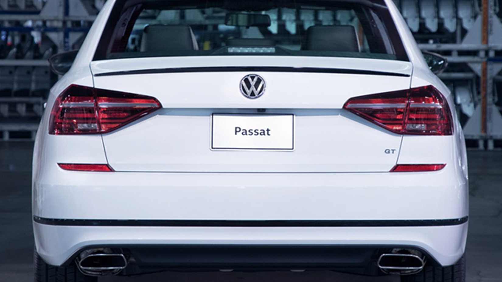 The Last VR6-Powered VW Passat Is An Affordable Sleeper Sedan