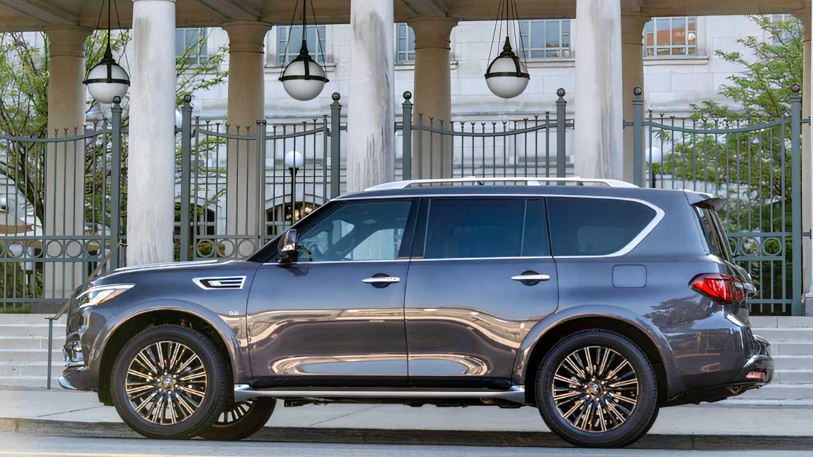Is Infiniti's QX80 Or Nissan's Armada The Better Used Buy For Sub-$25K?