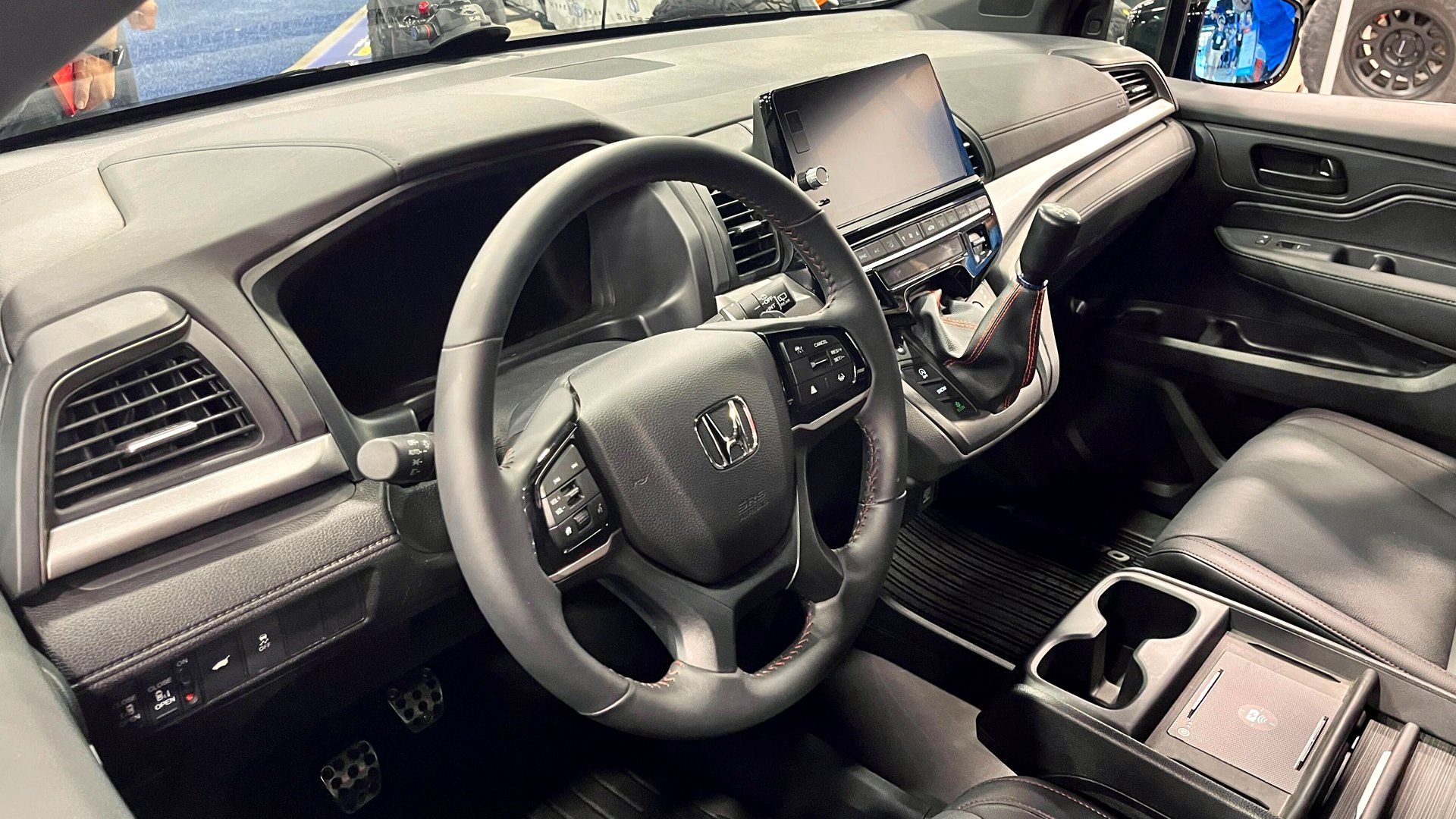 Honda Odyssey Type R SEMA Build Has 550 Horsepower And A Manual ...