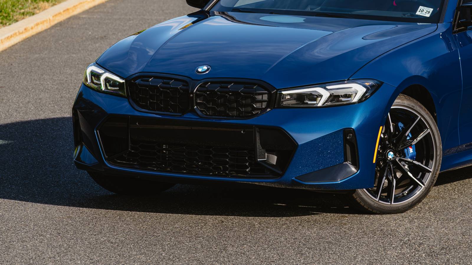 BMW Celebrates 50th Anniversary Of The 3 Series With Five Special Colors