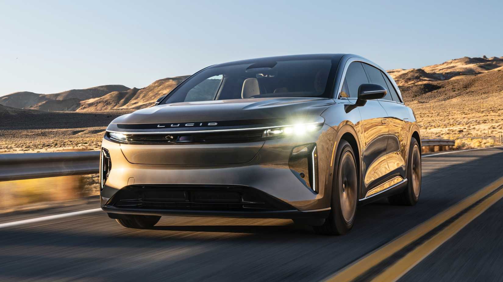 Lucid Gravity Gets First Recall For A Strange Seat Problem