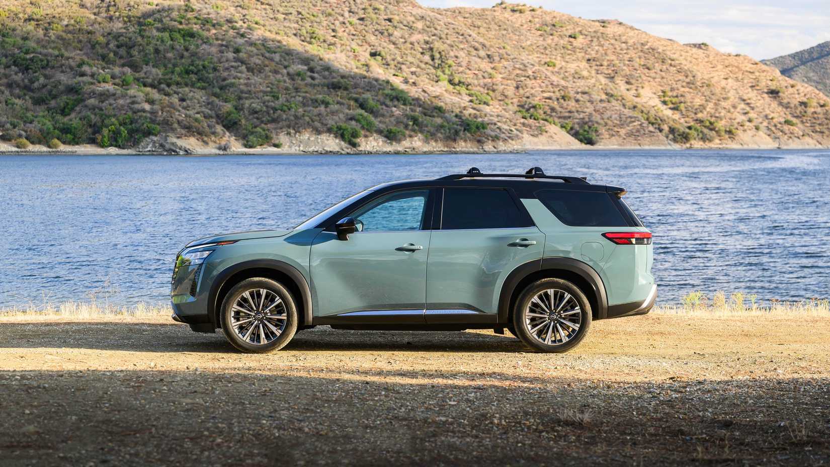 2026 Nissan Pathfinder First Drive Review: Nissan's Mid-Size Family SUV ...