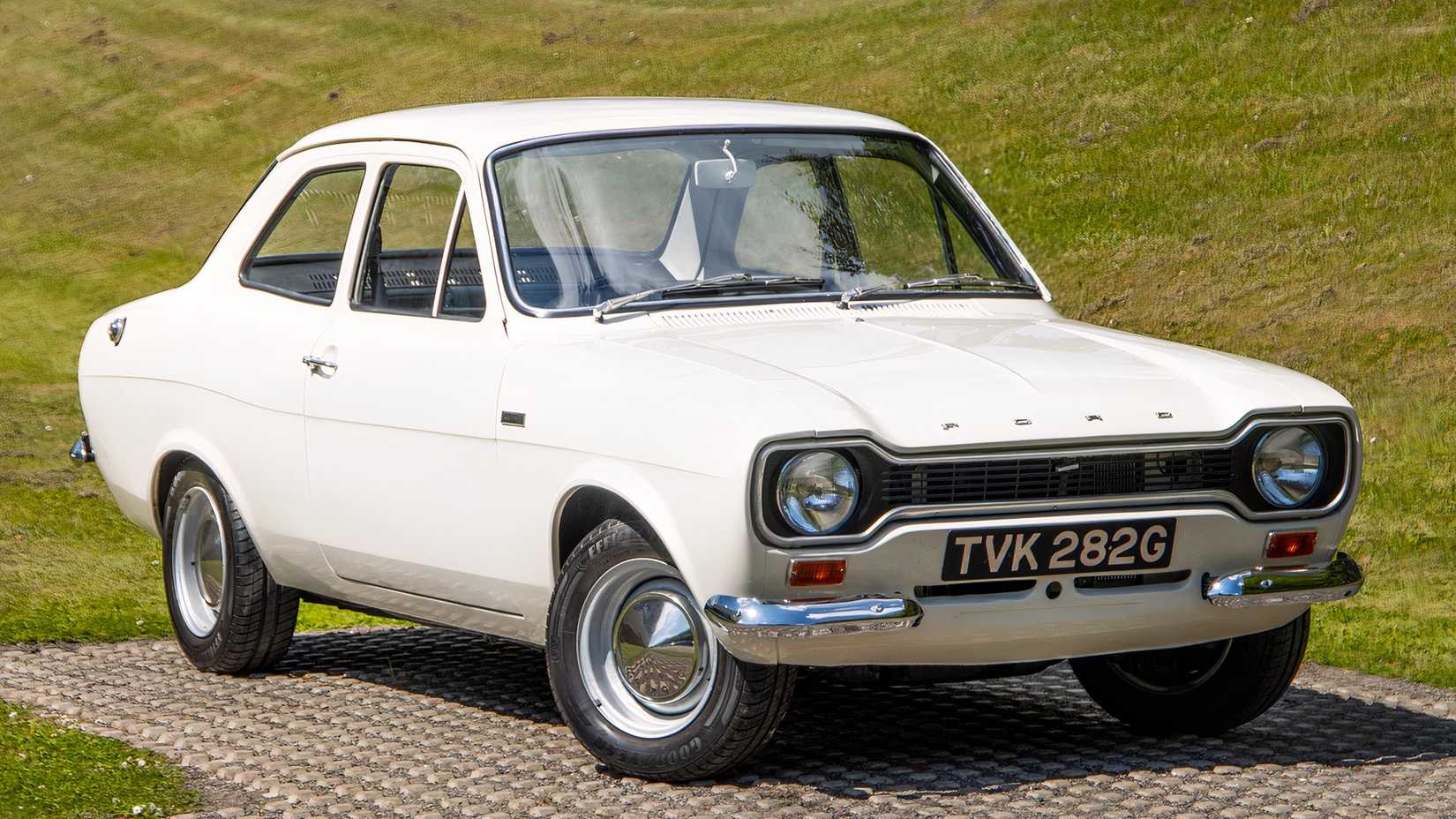 Ford's Escort RS1800 Demonstrates The Value Of Nostalgia