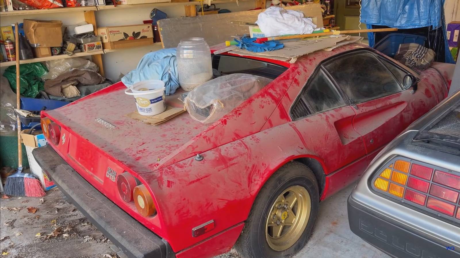 Two Garage-Bound Ferraris Get A Wash After 30 Years