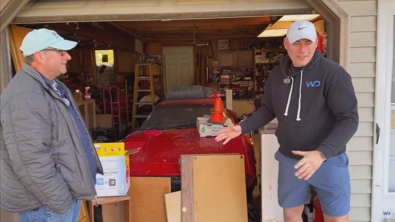 Two Garage-Bound Ferraris Get A Wash After 30 Years
