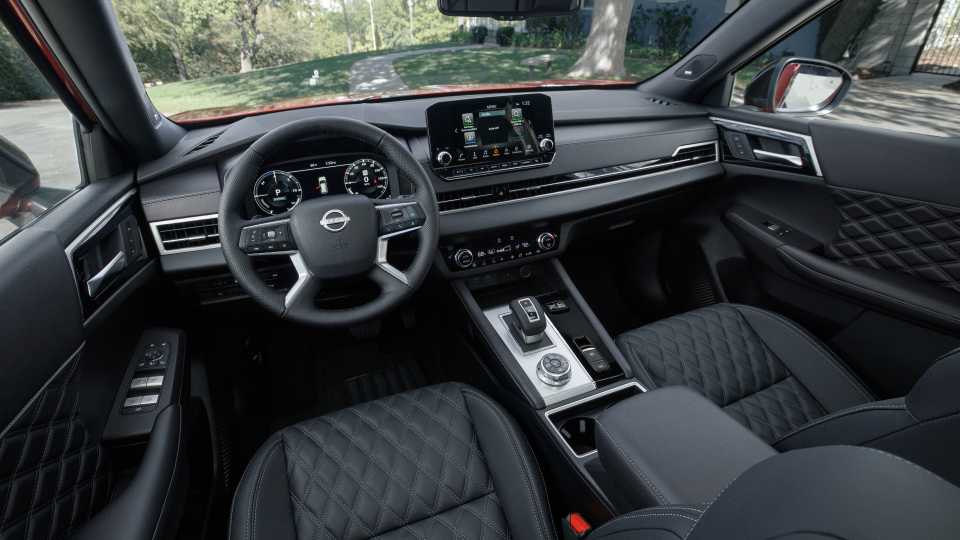2026 Nissan Rogue Plug-In Hybrid Interior And Exterior Gallery