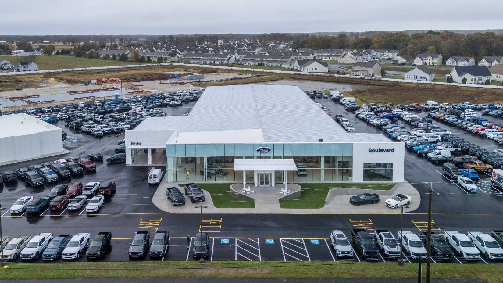 Ford's New Dealership Model Will Have Brand Ambassadors And Snacks For ...