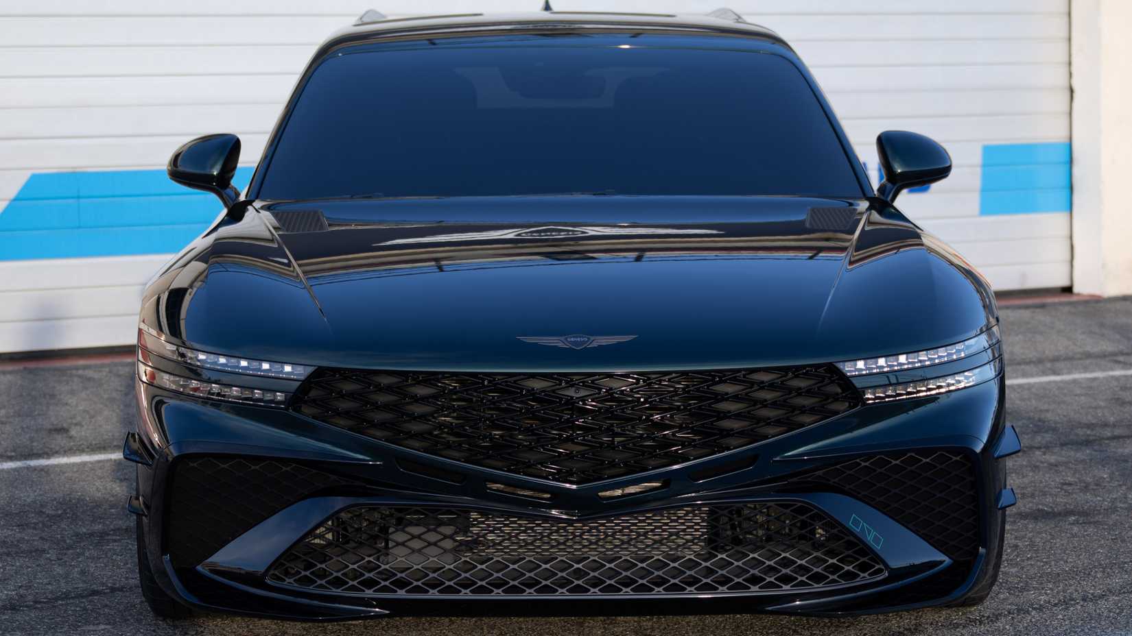 Genesis G90 Wingback Magma Concept Exterior Gallery