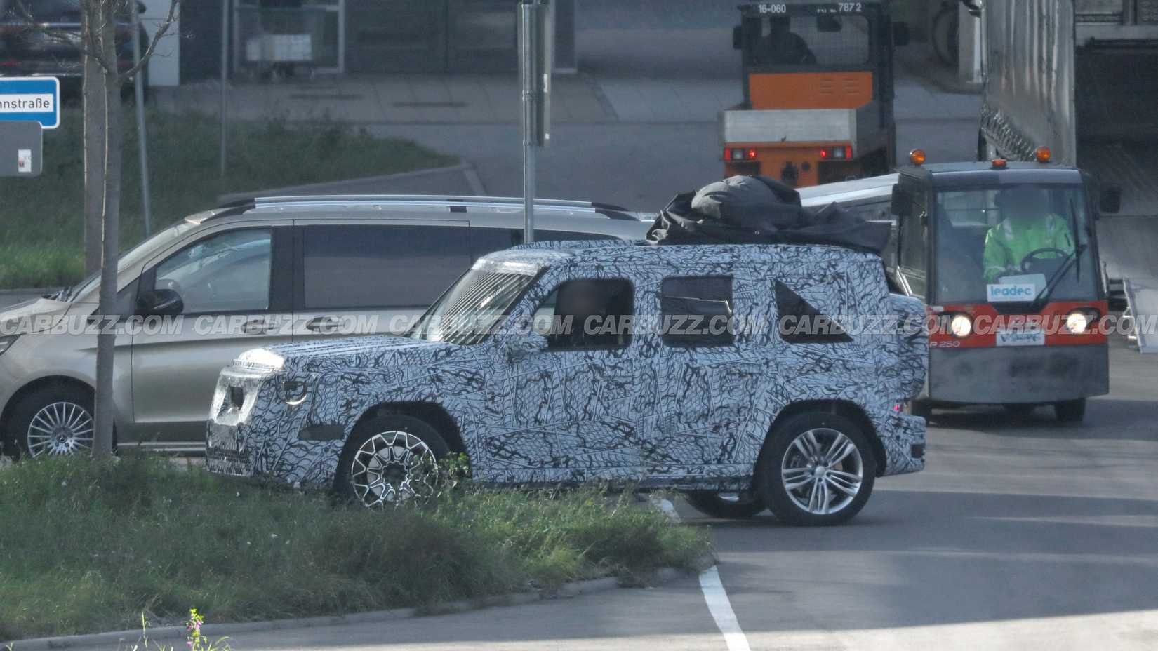 Finally: New Mercedes-Benz 'Baby' G-Class Spied For The First Time