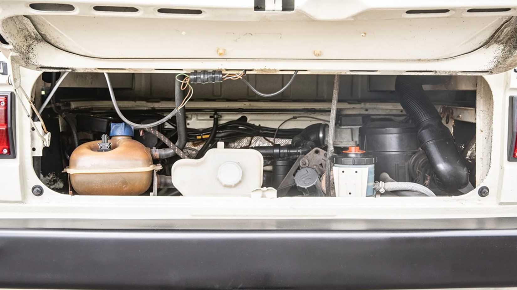 Volkswagen Type 2 T3 Doka: The Minivan-Pickup Truck Hybrid