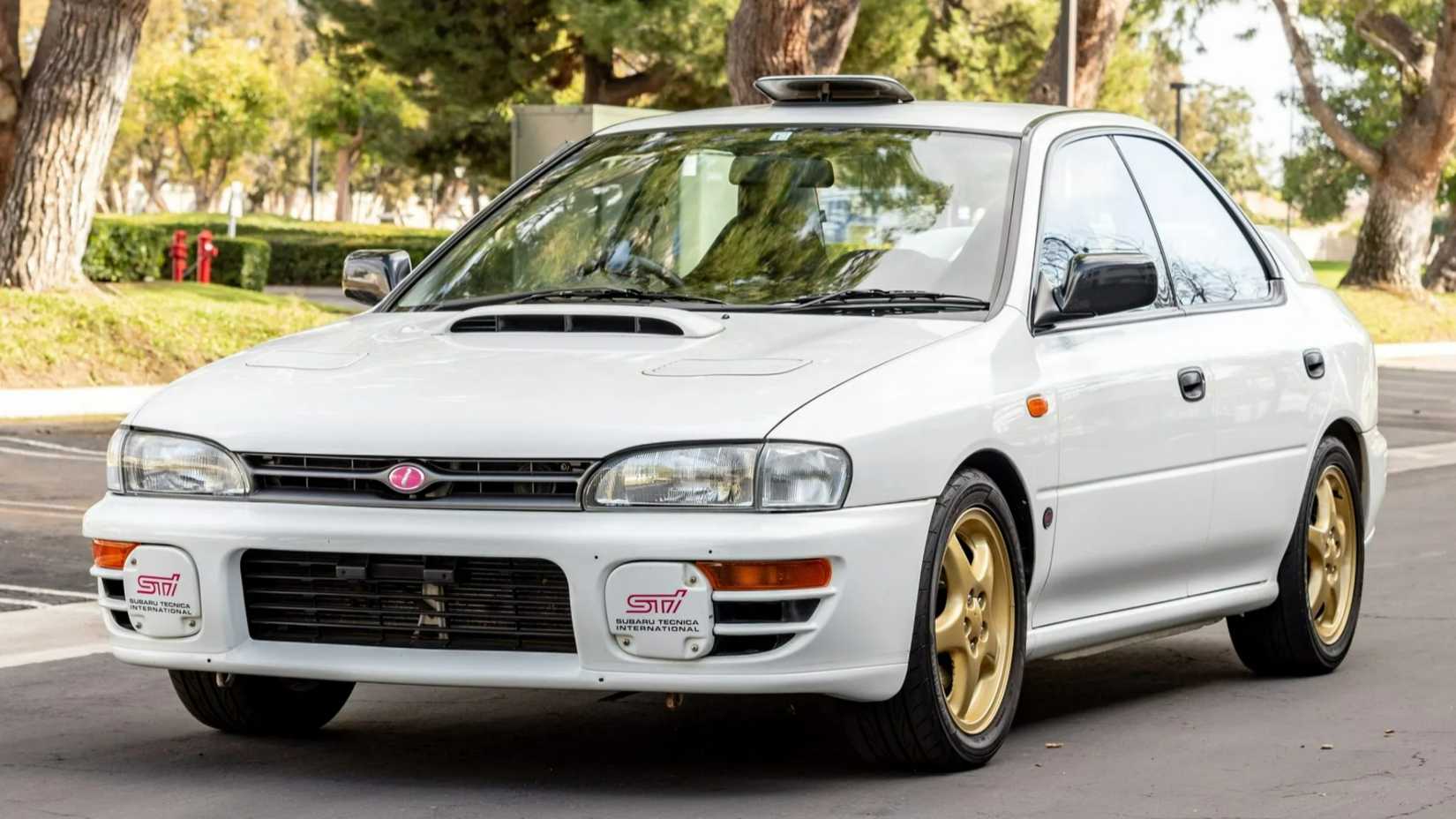 Subaru Impreza WRX STi Type RA vs Ferrari 360: Unexpected 0-60 mph Rivalry