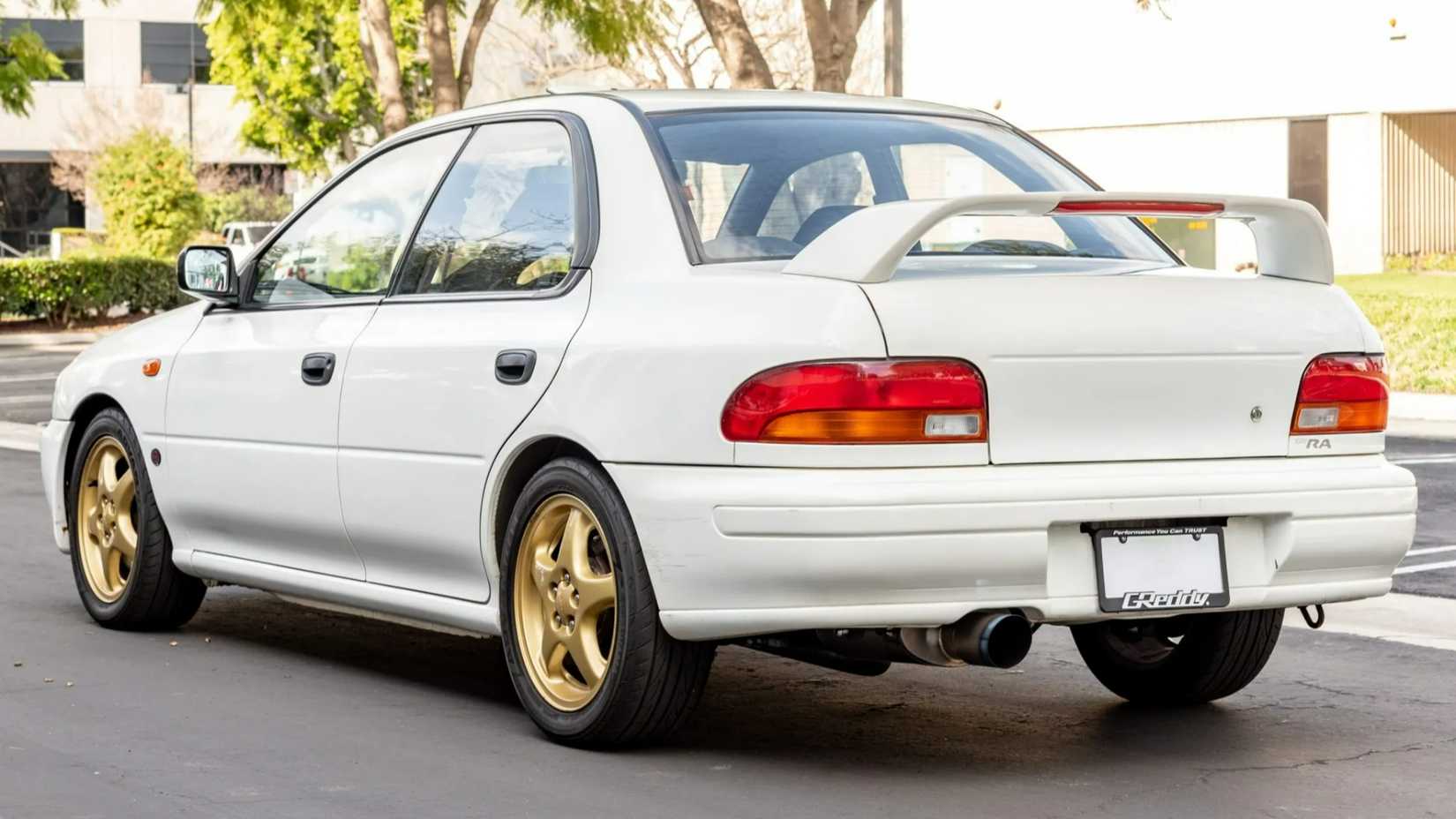 Subaru Impreza WRX STi Type RA vs Ferrari 360: Unexpected 0-60 mph Rivalry