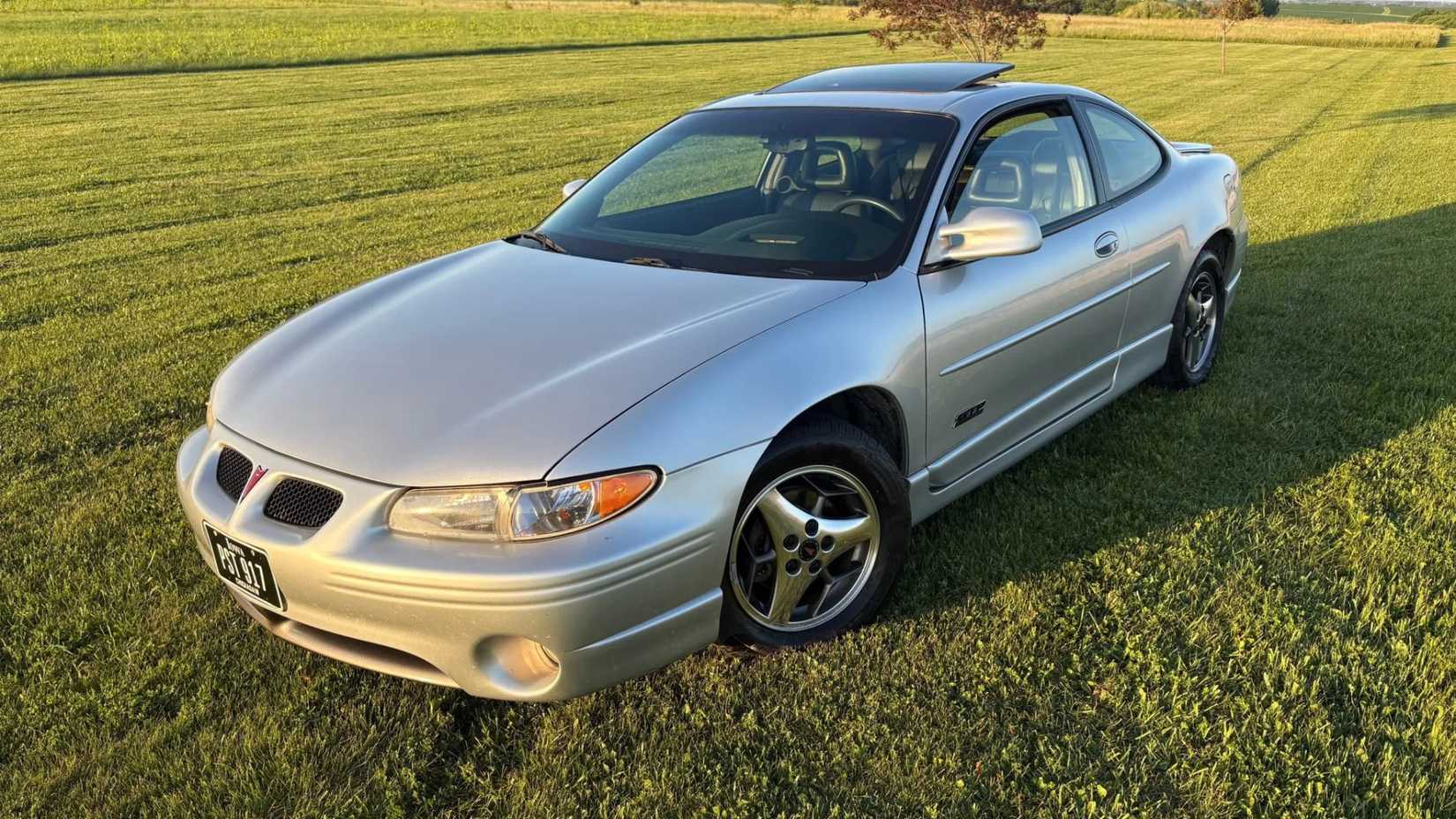 The Pontiac Grand Prix GTP Is A Cheap, Fun Supercharged Coupe