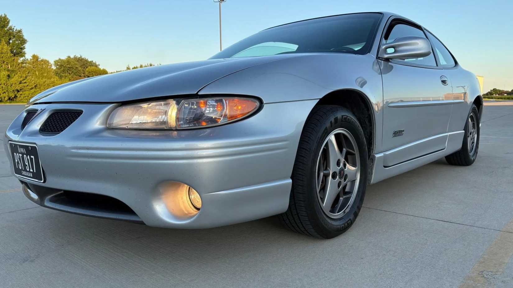 The Pontiac Grand Prix GTP Is A Cheap, Fun Supercharged Coupe