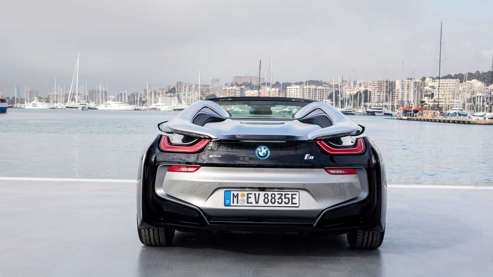 The BMW i8 Is A Surprisingly Affordable Technological Masterpiece