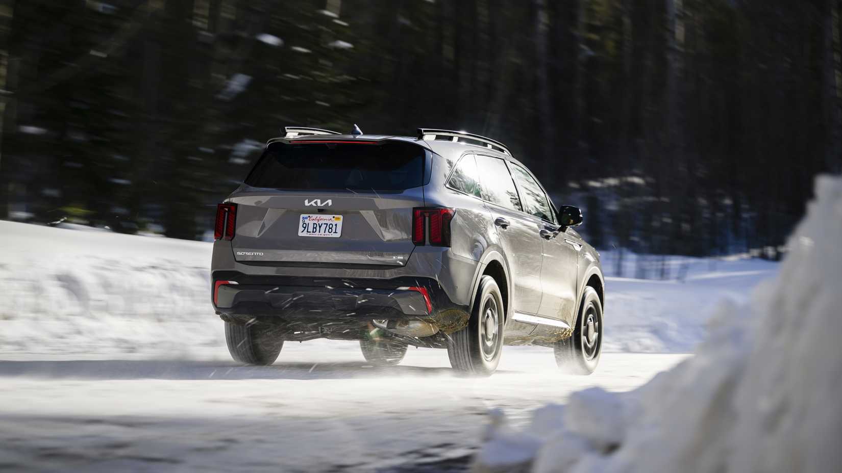 The First-Generation Kia Sorento Is Surprisingly Capable Off-Road