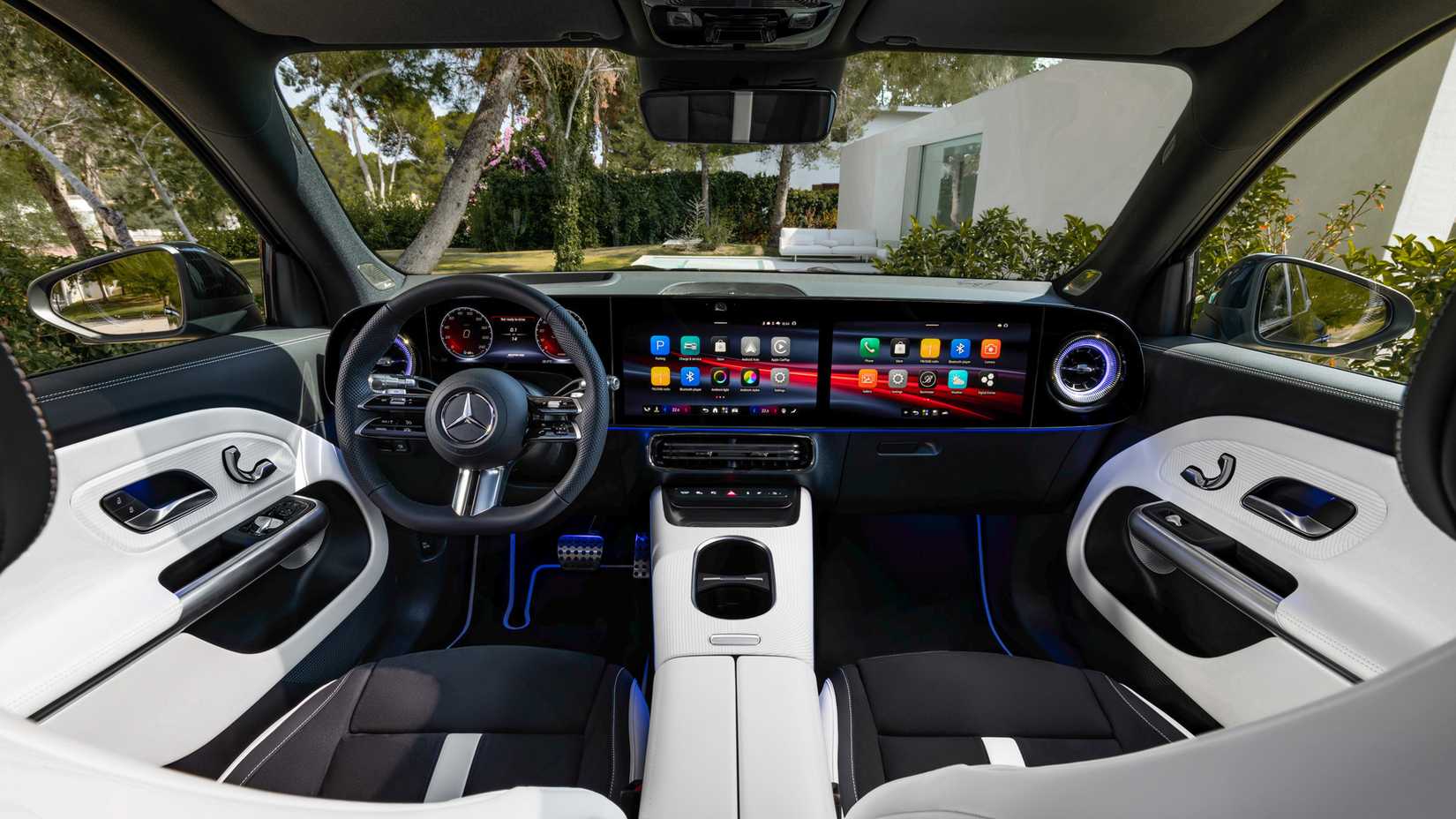 2027 Mercedes-Benz GLB-Class Interior And Exterior Gallery