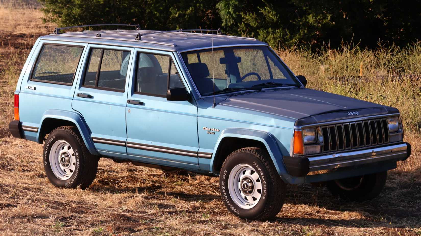 Jeep Cherokee XJ: The Iconic SUV's Rise to Fame and Lasting Impact