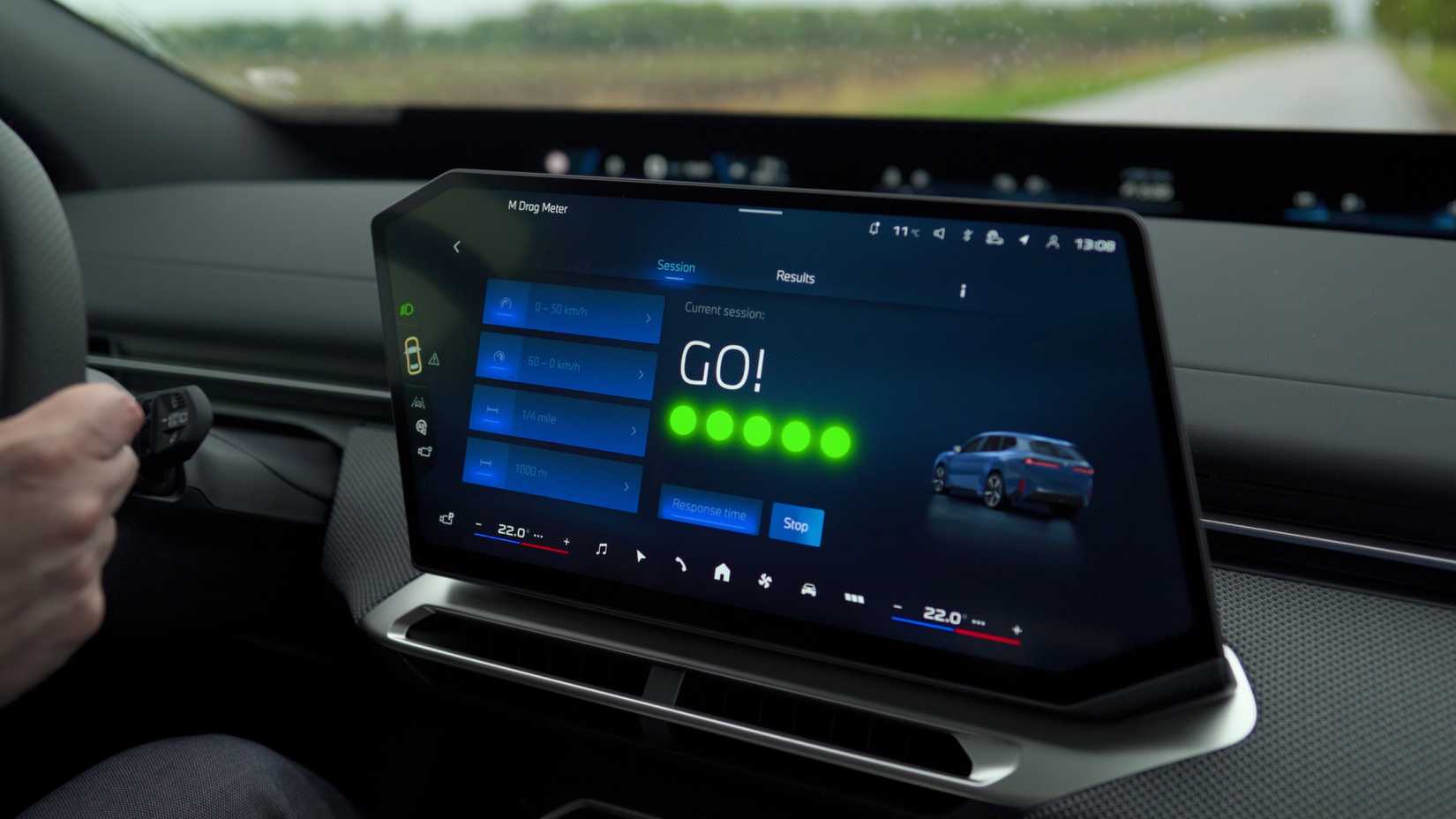 BMW Gives M Owners A New App To Go Drag Racing