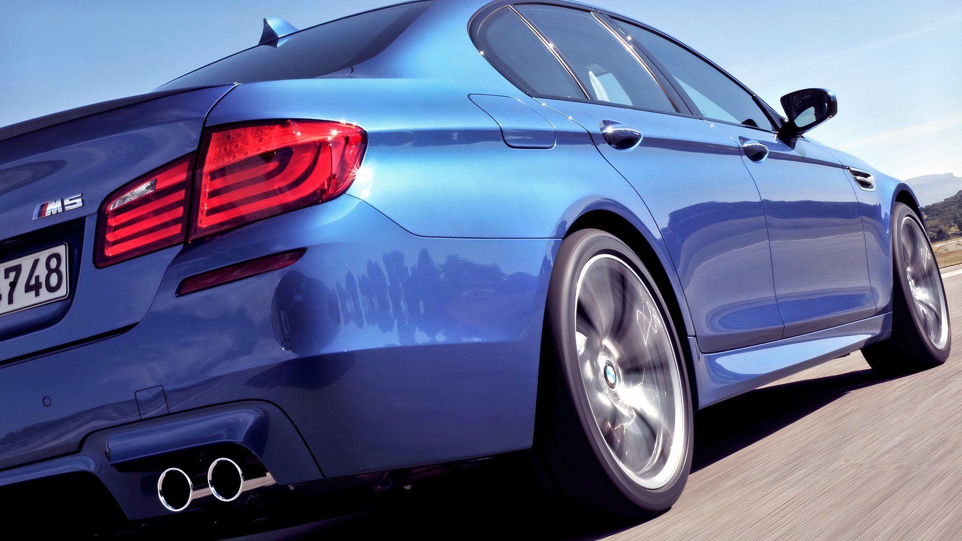 BMW Built A One-Off Z3 Roadster With A V12 Engine