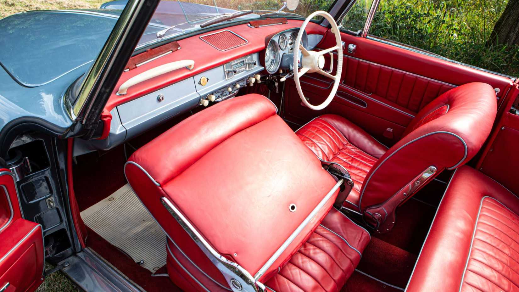 The Handsome BMW 503 Played Second-Fiddle To The Iconic 507 Roadster