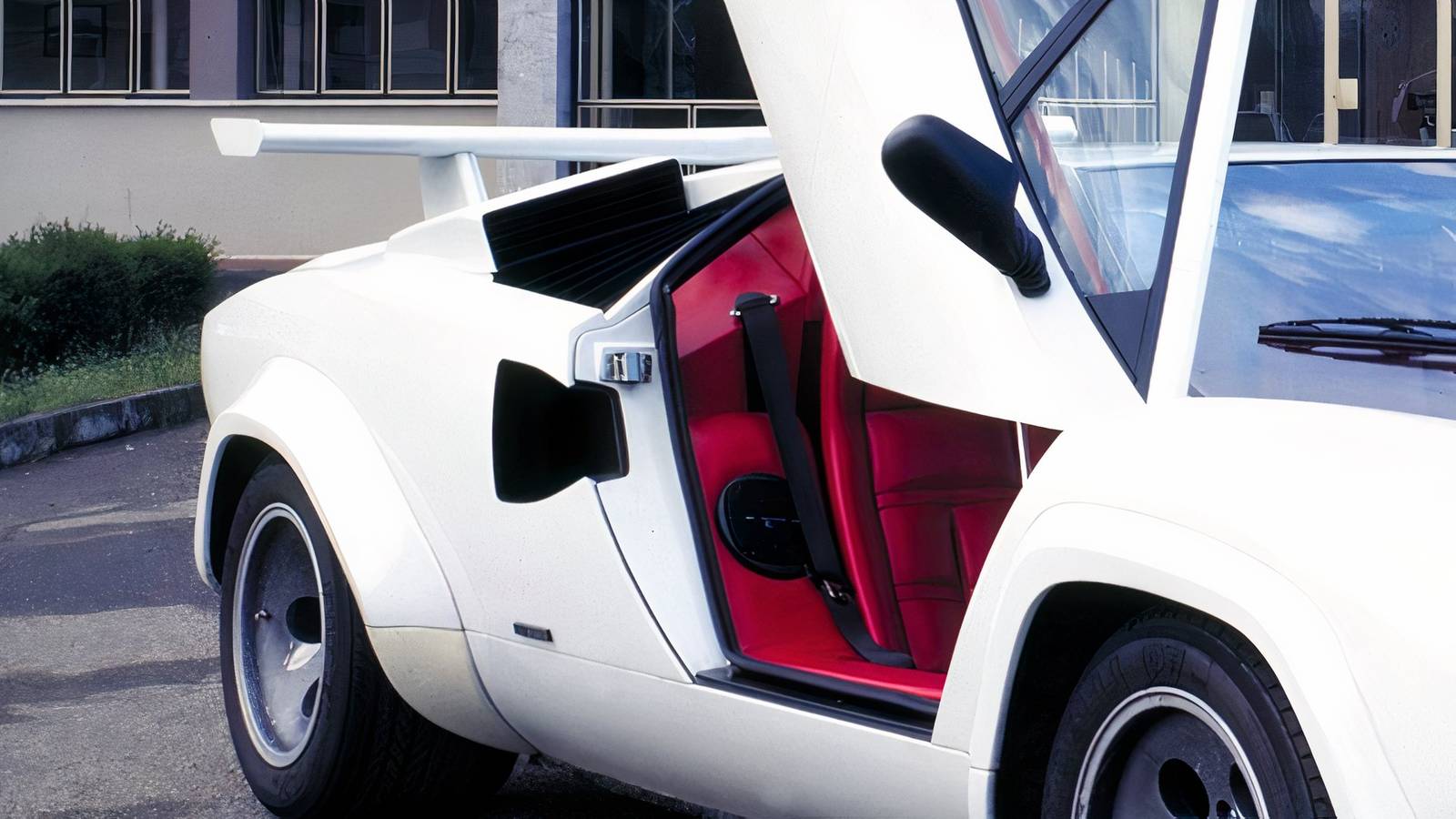 The 10 Most Overrated Supercars Ever Made