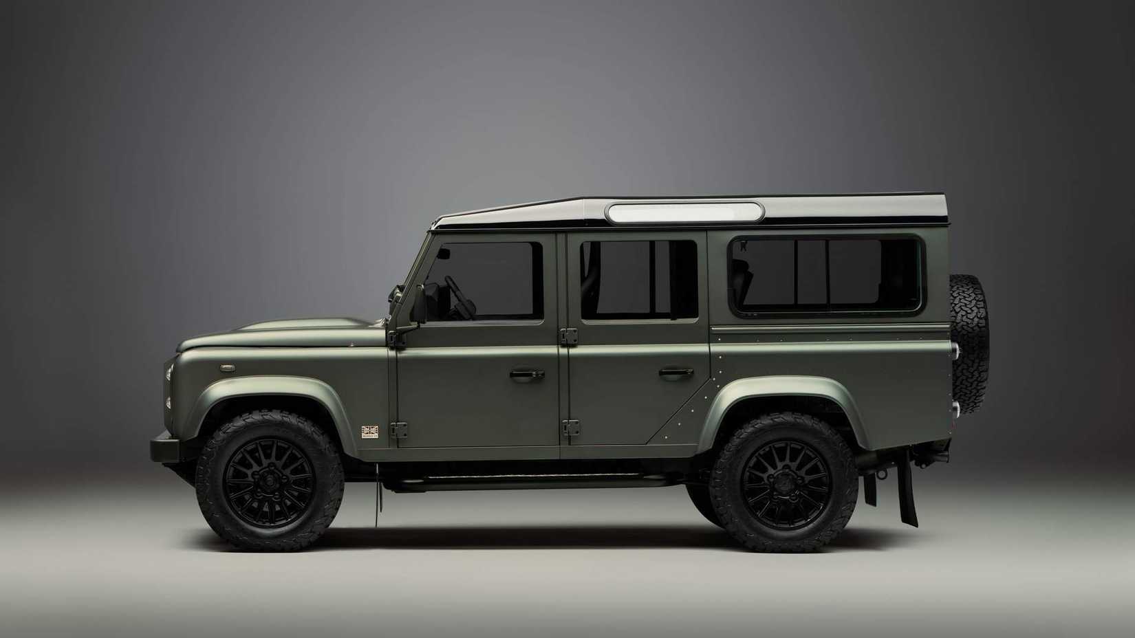 Land Rover Classic Will Give Restored Defenders New Octa Look