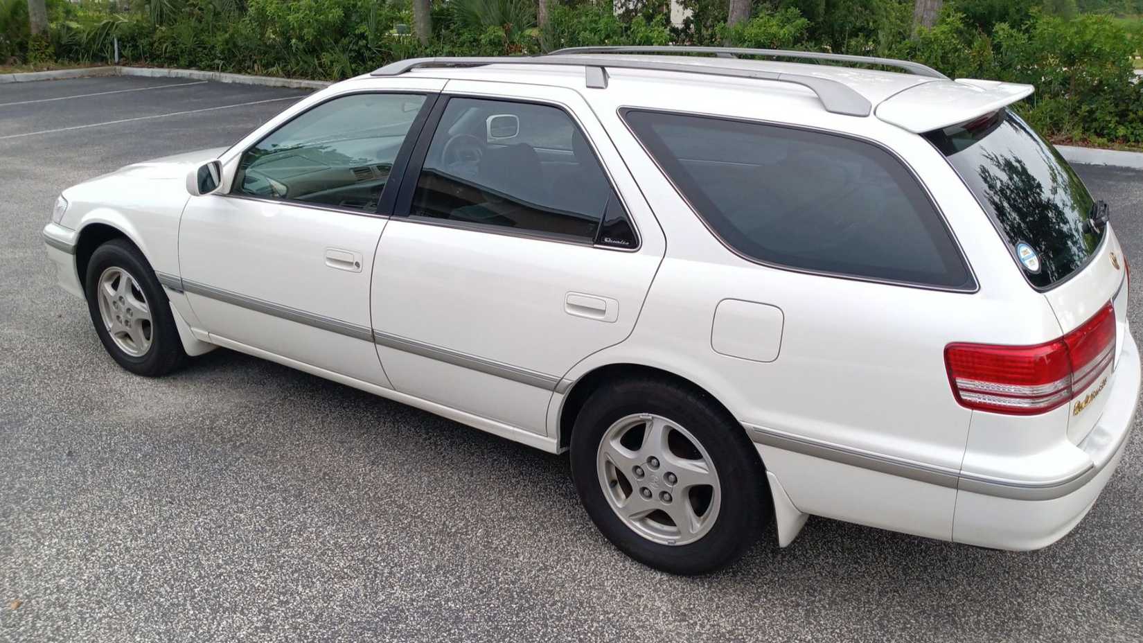 The Toyota Mark II Qualis Is A Cool Wagon With An Identity Crisis