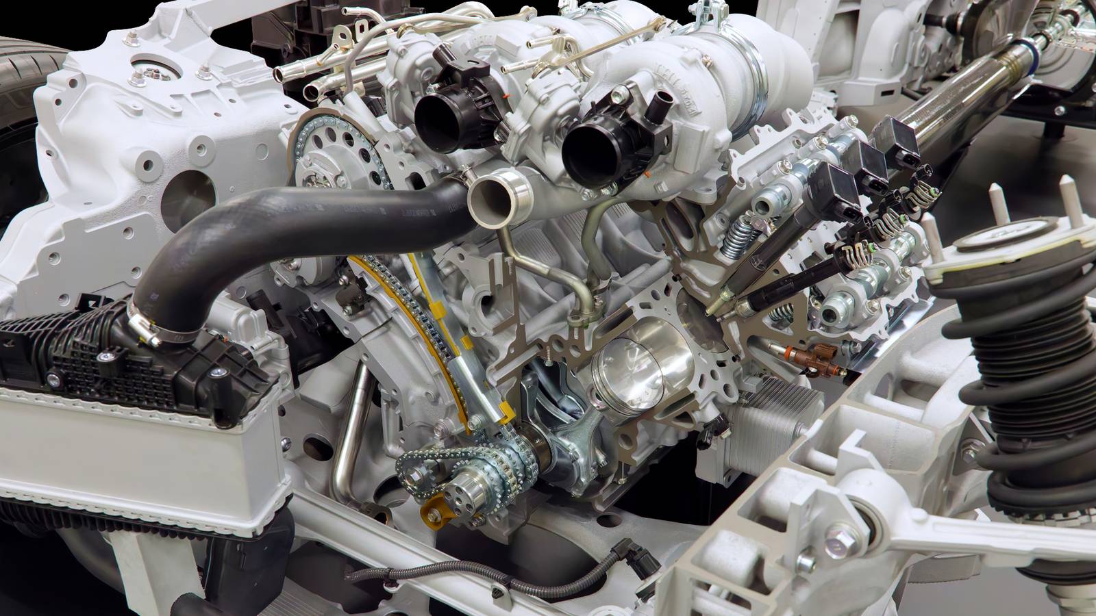 Toyota's new V8 engine is coming to change the game - TheAutoExec