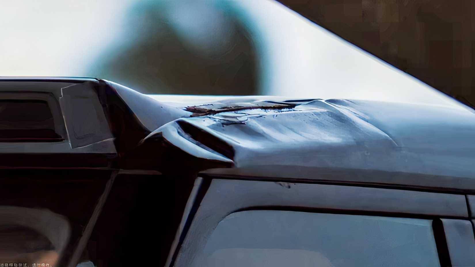 BYD Drops Palm Tree On Yangwang U8 And It Barely Even Gets Dented