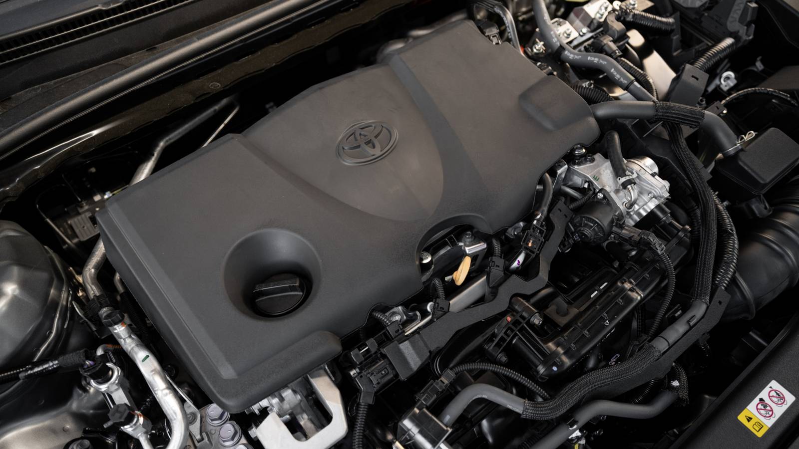 2026 Toyota Camry Hybrid: Boasting a Bulletproof, Long-Lasting Engine