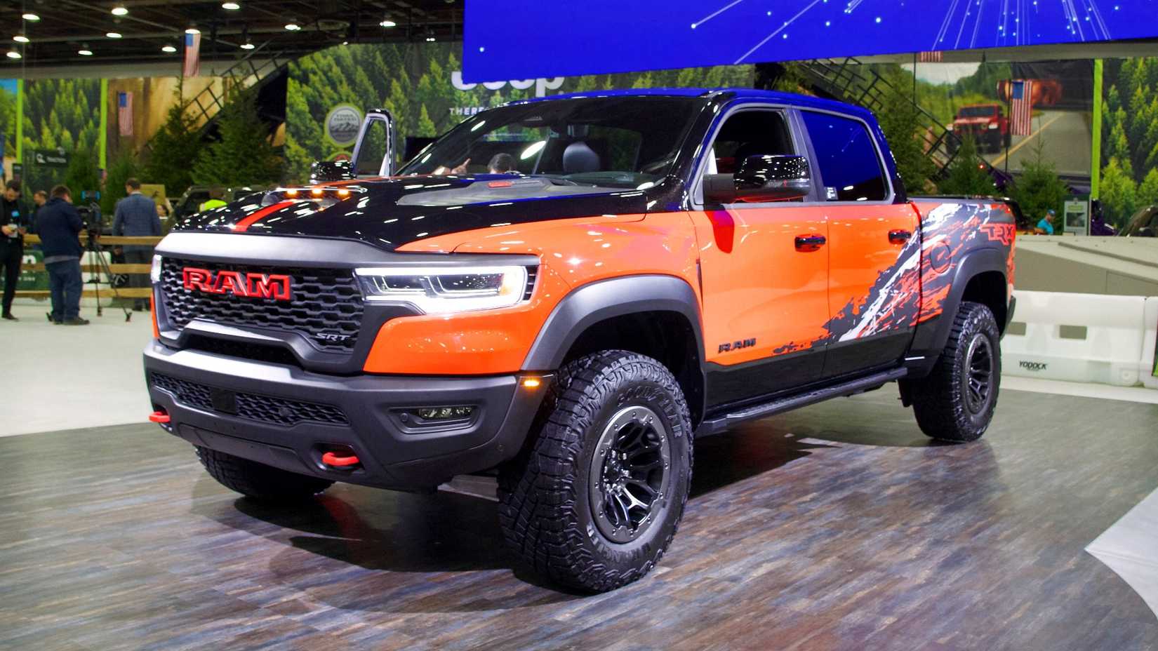 Ram Built 10,000 Half-Ton Hemi Trucks In 2025. 100,000 More Are Coming ...