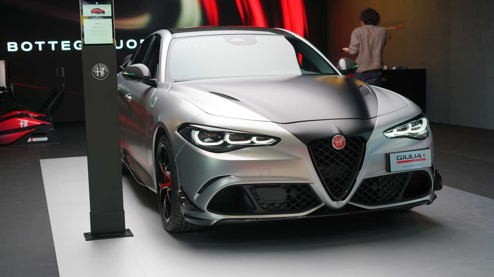 Alfa Romeo Debuts Ultra-Rare Special Edition Giulia Quadrifoglio