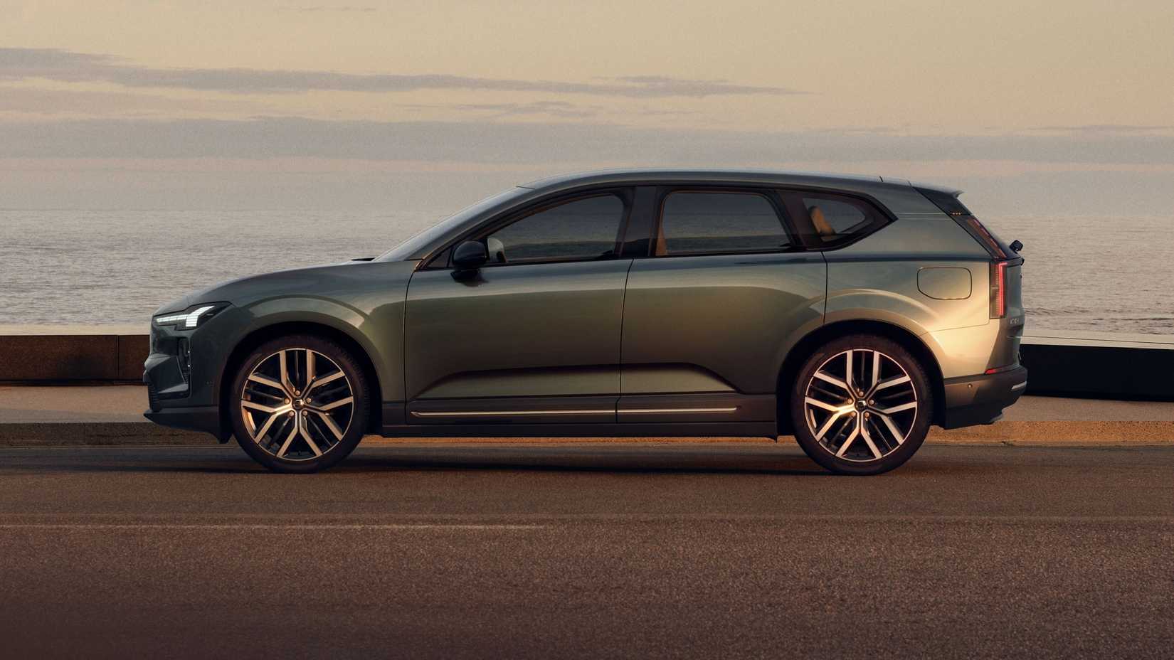 Volvo EX60's Electric Door Handles Are Meant To Be Safer Than Any Others