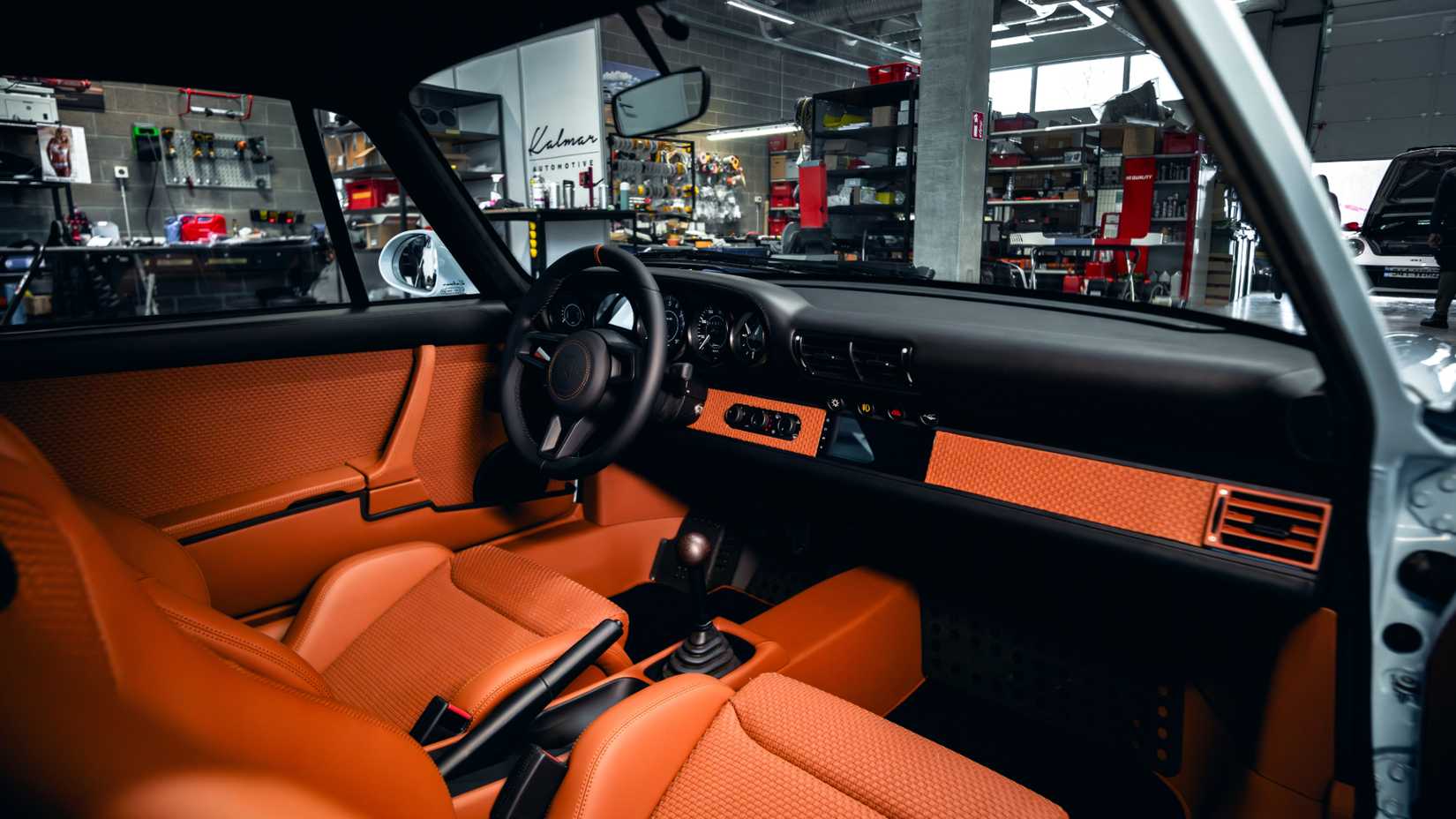 Kalmar 7-97 'Turbo Edition' Slams 650 HP Into A Dream 911 Restomod