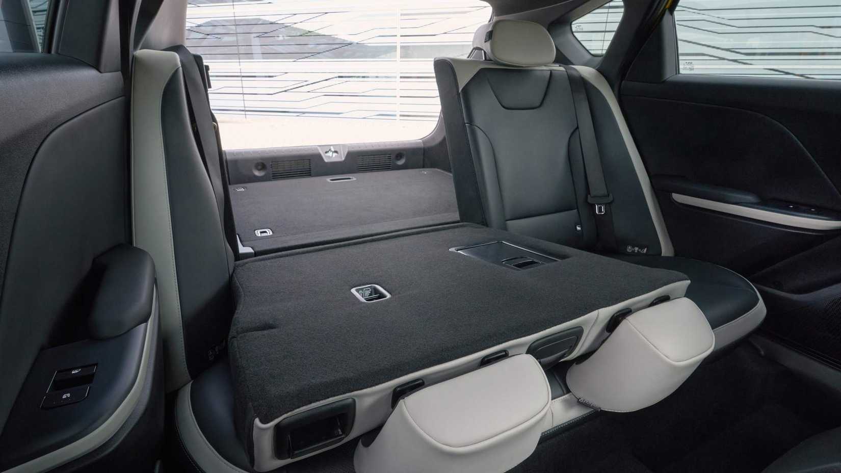 Kia Reveals New K4 Sportswagon For Europe