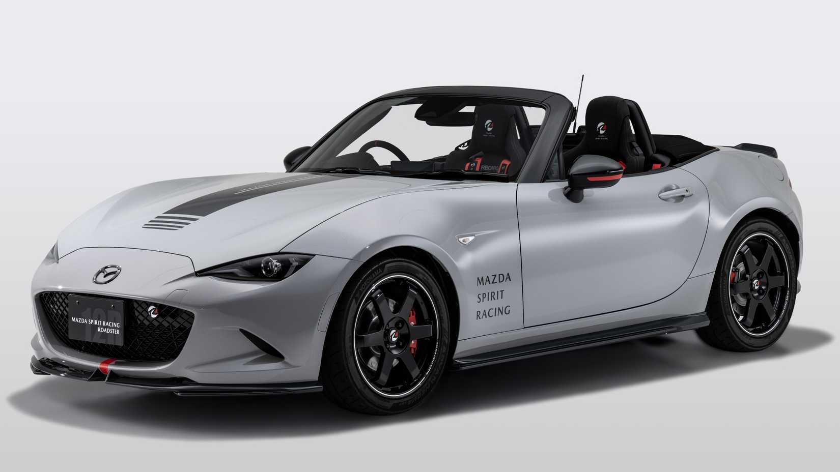 Schne Mazda Roadster Hardtop Ebenbildnull