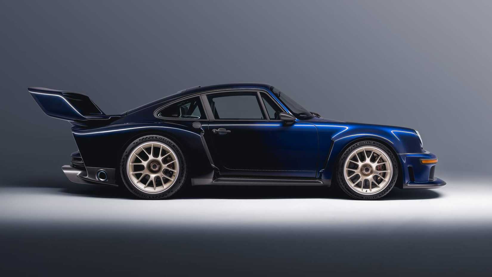 Singer's Latest 911 Project Packs 700 HP Into A Widebody Porsche 964