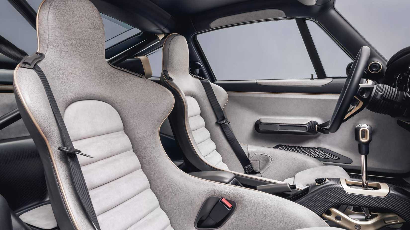 Singer's Latest 911 Project Packs 700 HP Into A Widebody Porsche 964
