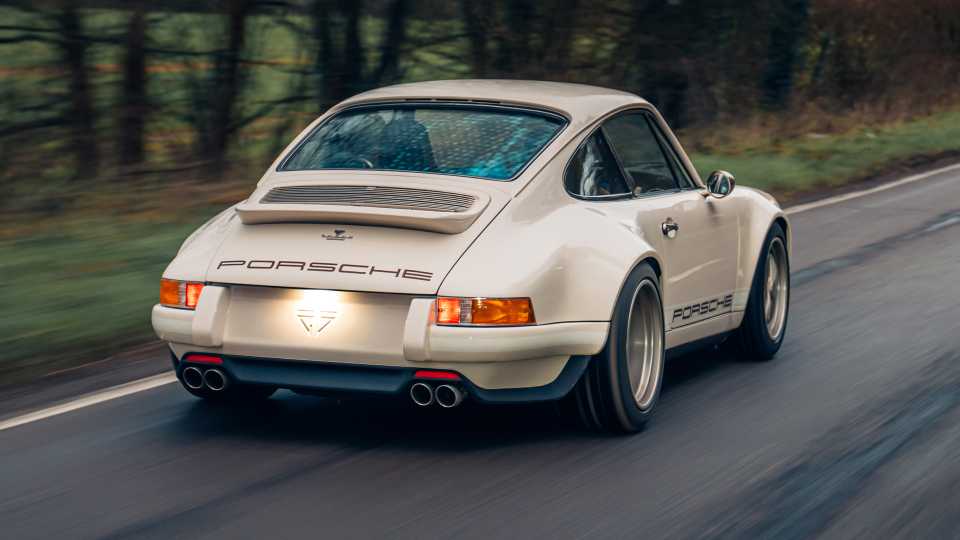 Theon Design 911 Restomod Has A Better Power-To-Weight Ratio Than A 992 ...